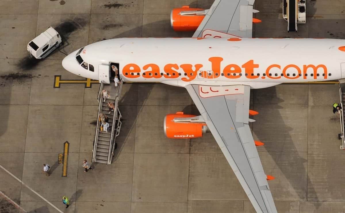 Easyjet deny passengers were asked to vote whether to take off on ...