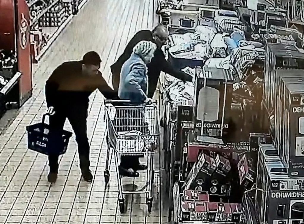 Lowlife thieves caught on CCTV stealing pensioner's purse in ...