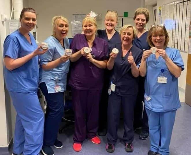 Shopkeeper's biscuits praising prison officers, refuse collectors & NHS ...