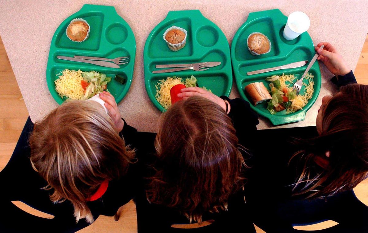 Labour rolls out free school breakfast clubs