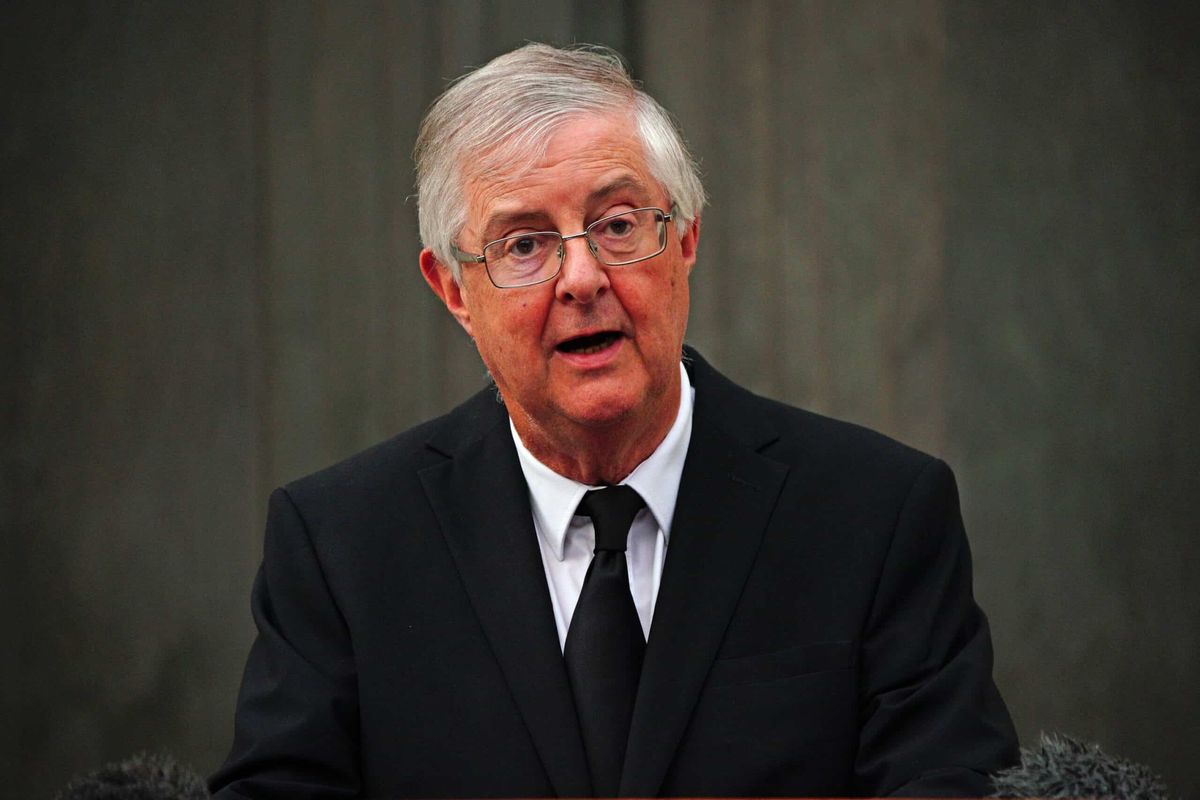 Mark Drakeford's wife dies suddenly