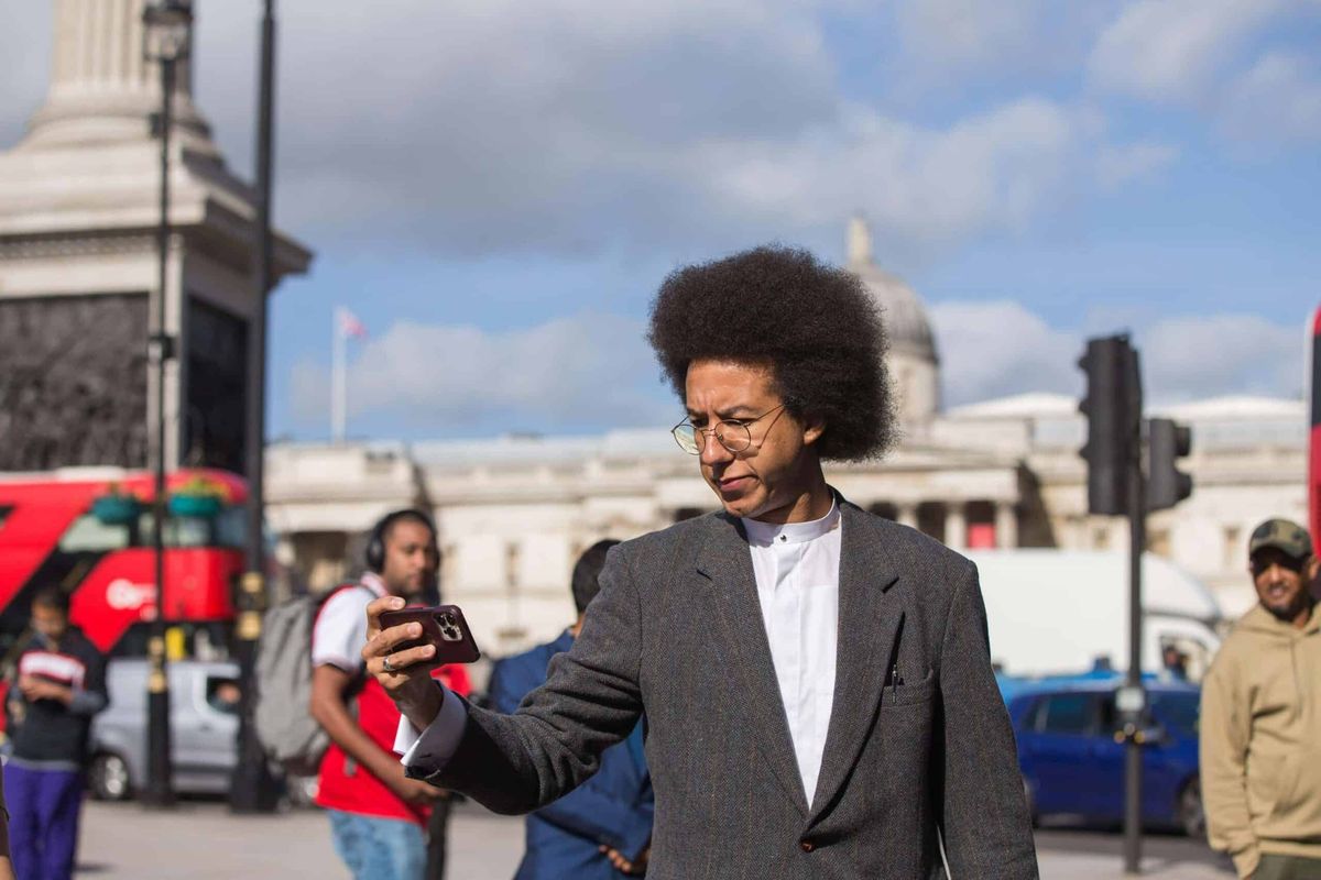 Calvin Robinson announces he's emigrating