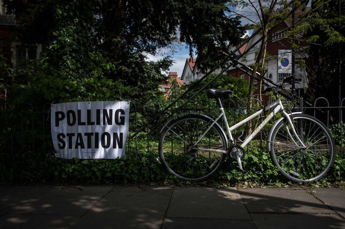 By-elections: Voters in Mid Beds, Tamworth told to 'vote tactically ...