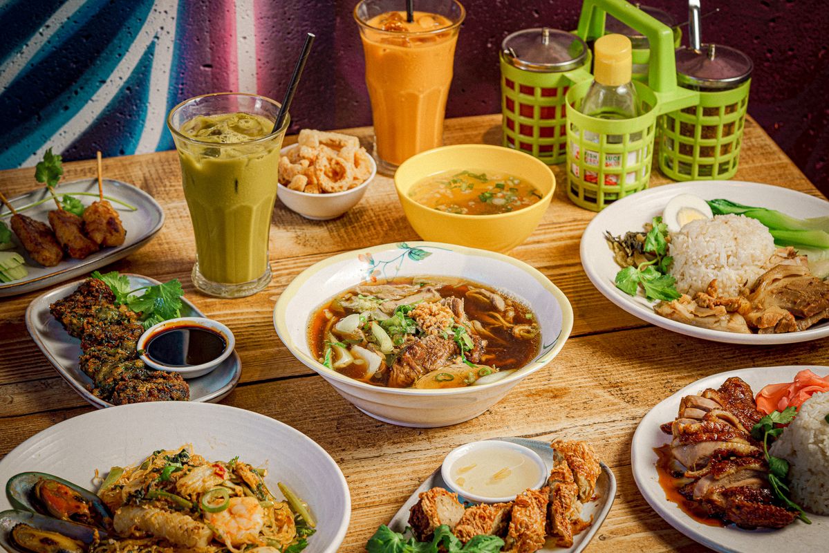 Slurp Noodles Spitalfields: For nam tok and Dang's cocktails