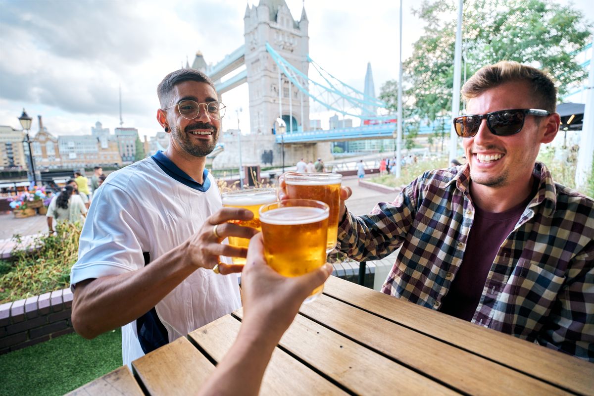 Brits reveal what the perfect pint conditions are