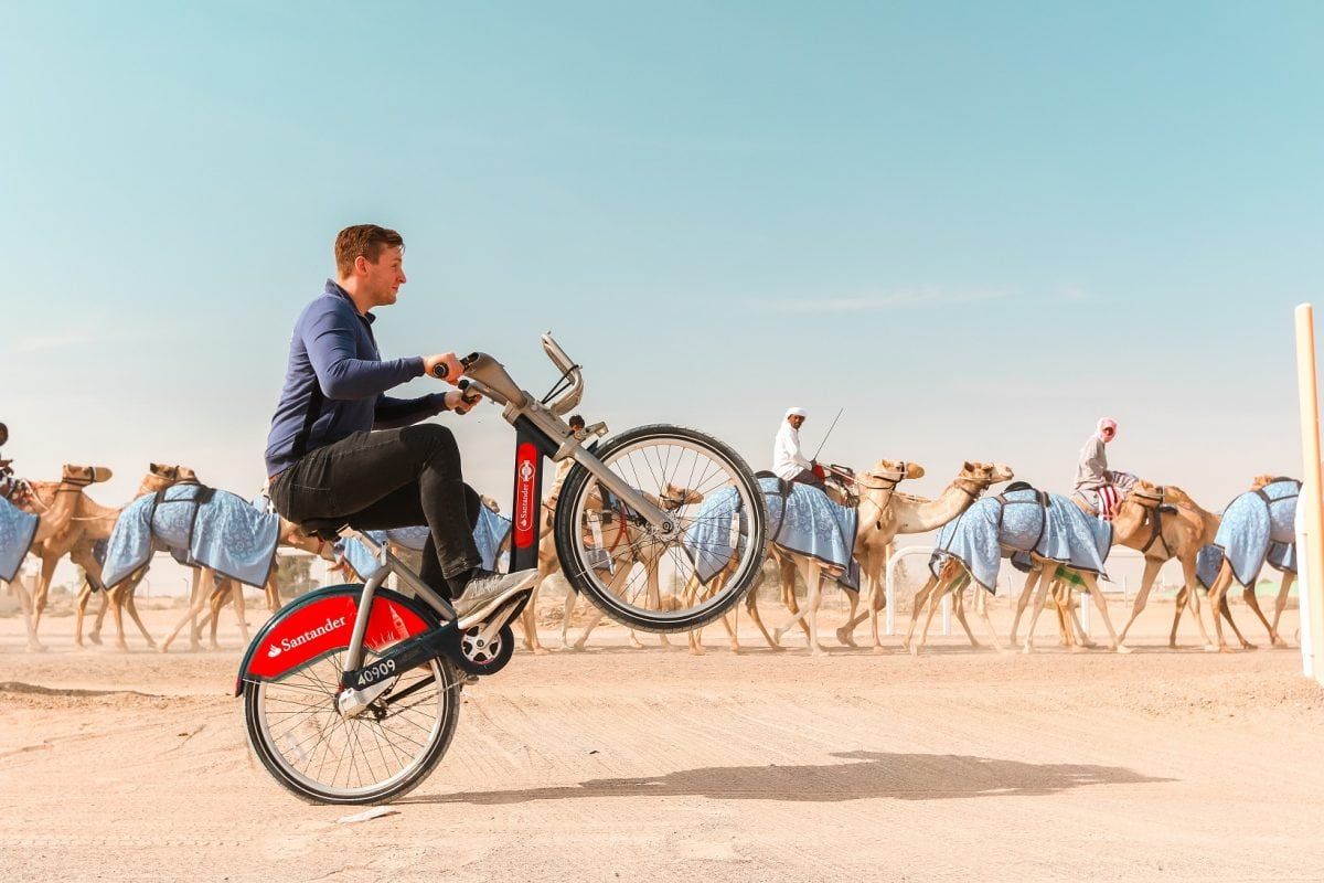Man bikes around the world on a Boris bike