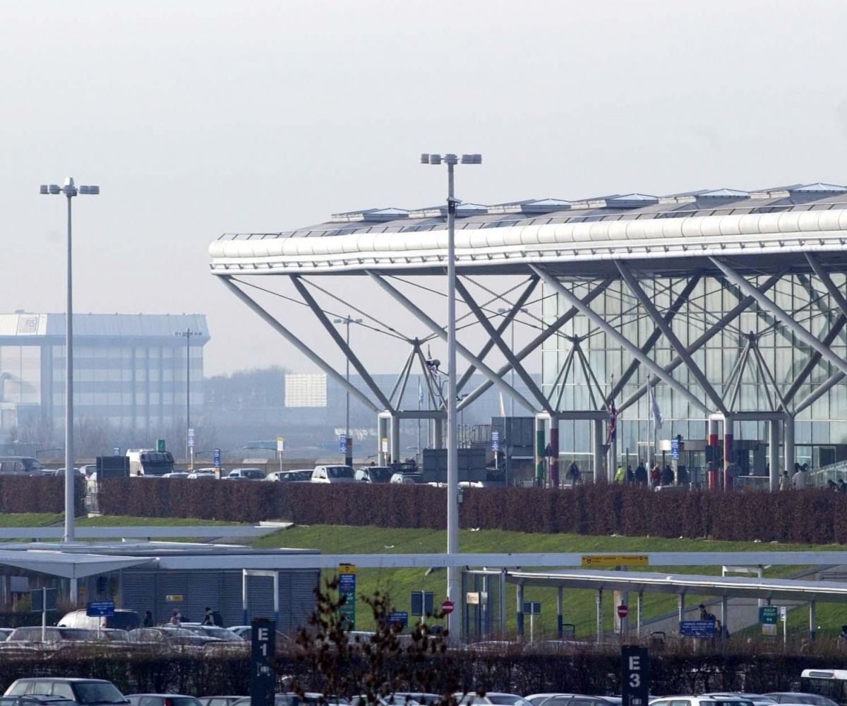 Labour announces £1.1billion London Stansted expansion