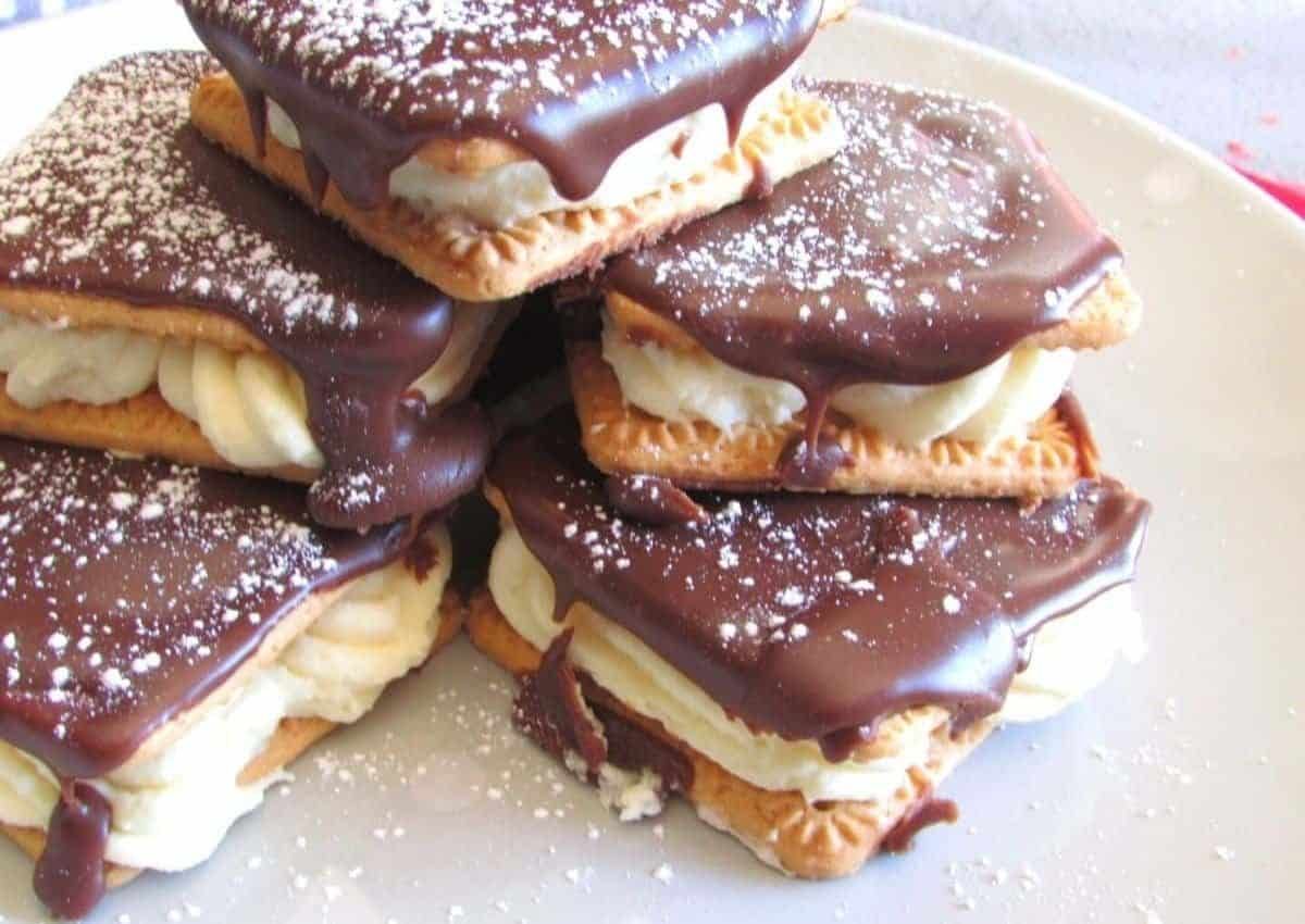 Chocolate Eclair Squares, No-Baking and ready in under an hour