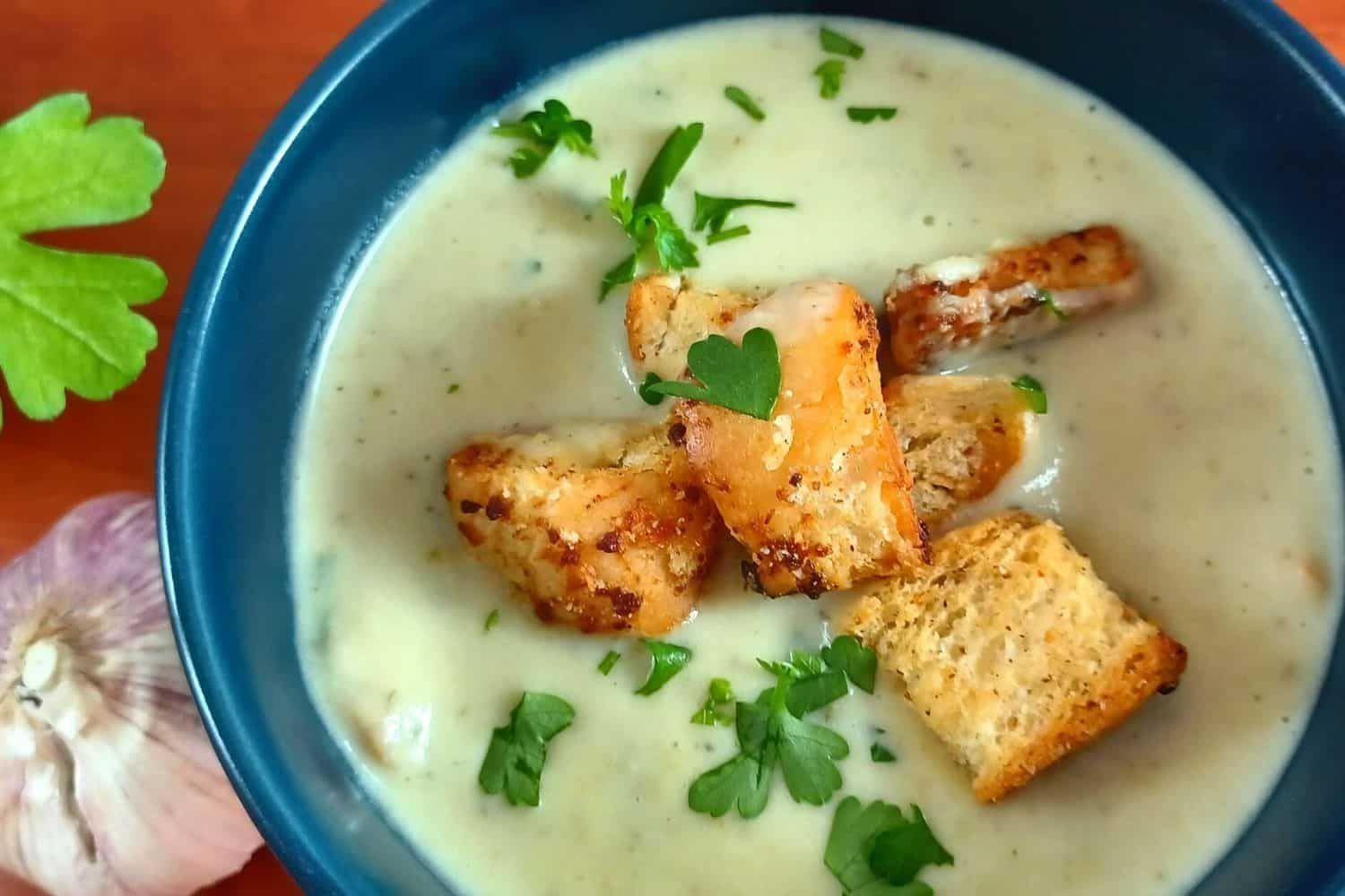 Italian Style Garlic Soup - The London Economic