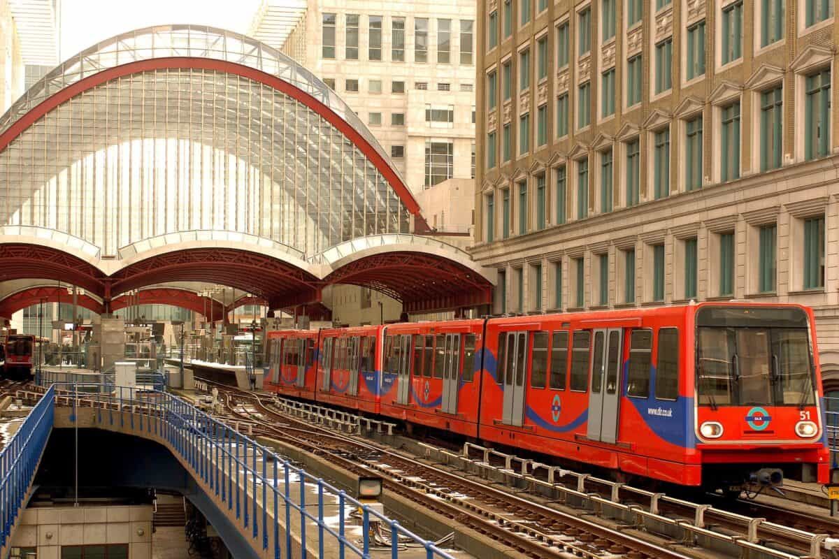 Plans to extend DLR to Thamesmead submitted