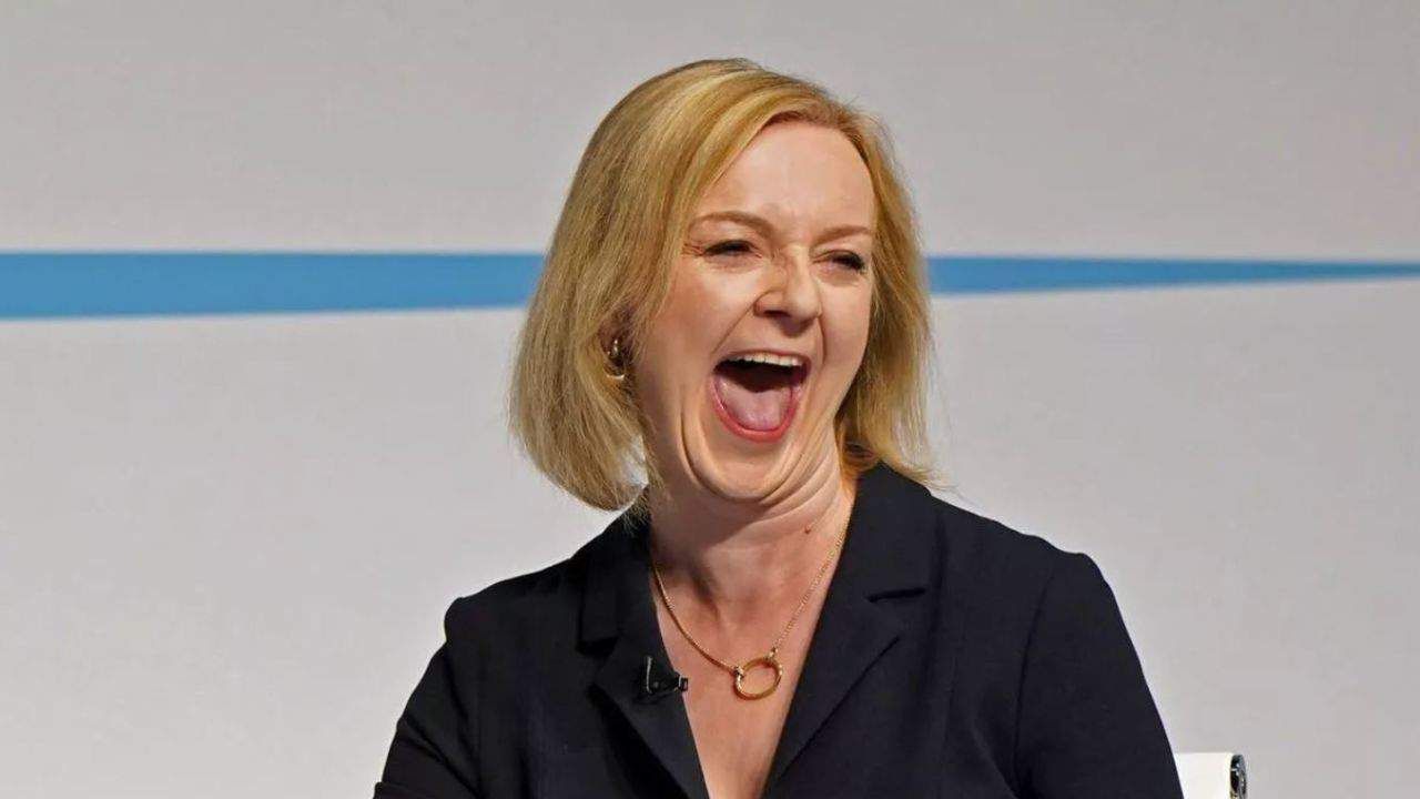 Liz Truss's new book gets absolutely shredded on Twitter