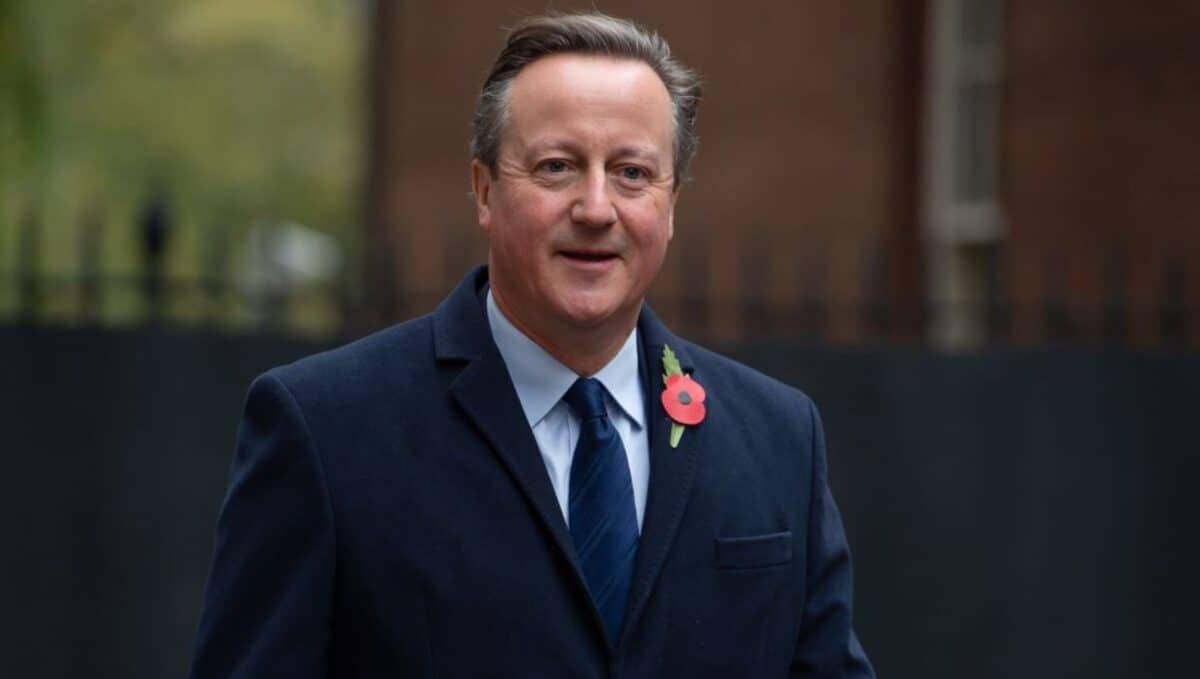 David Cameron to be new foreign secretary