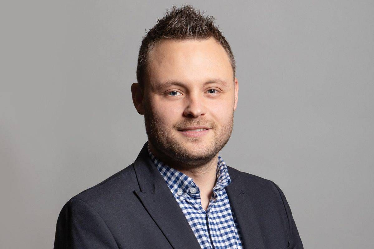 Nottinghamshire councillors call for Ben Bradley to resign as leader